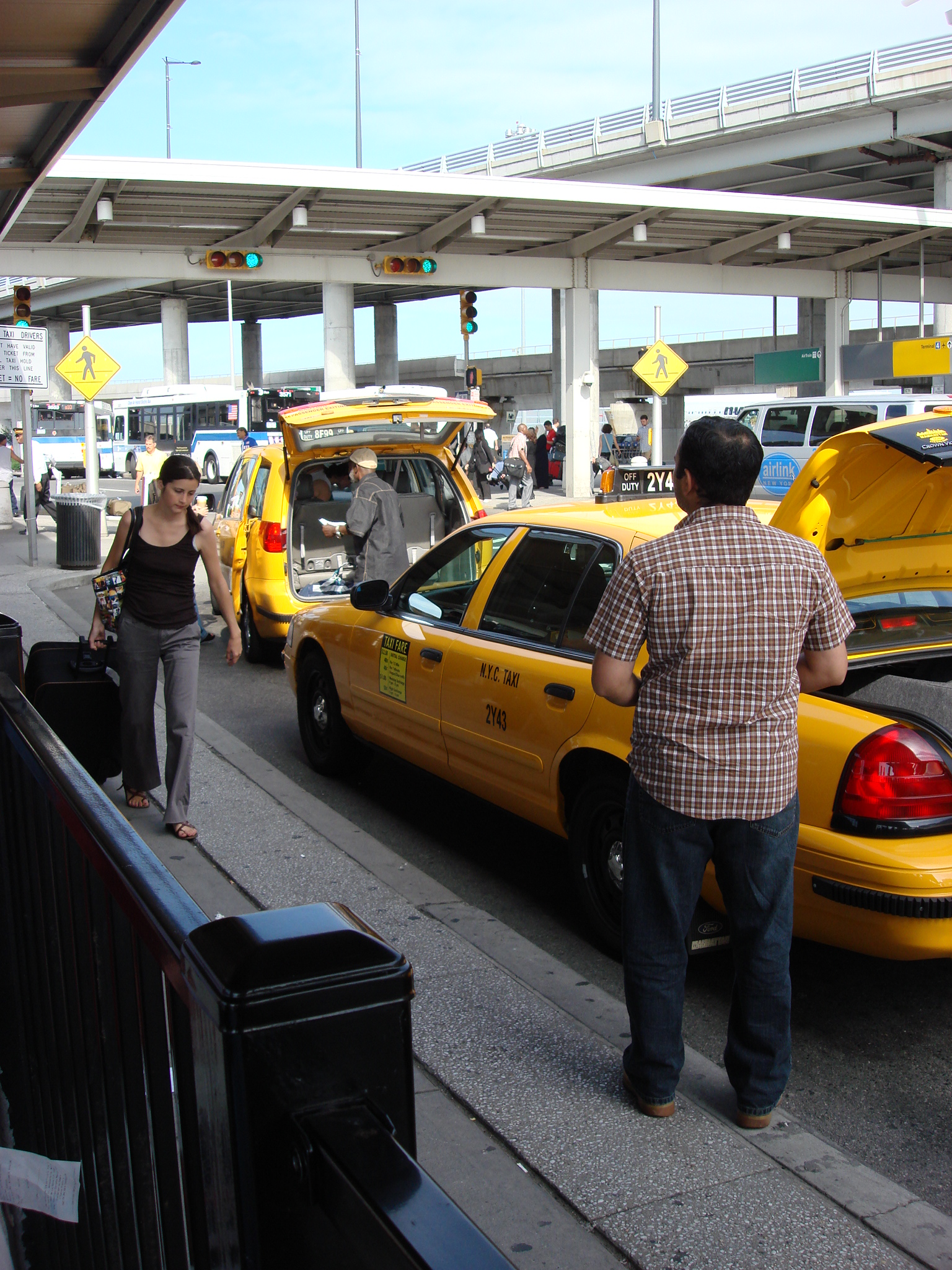 How to Successfully Take a Taxi in China – The China Culture Corner